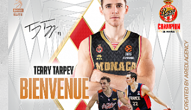 Terry Tarpey débarque sur le Rocher